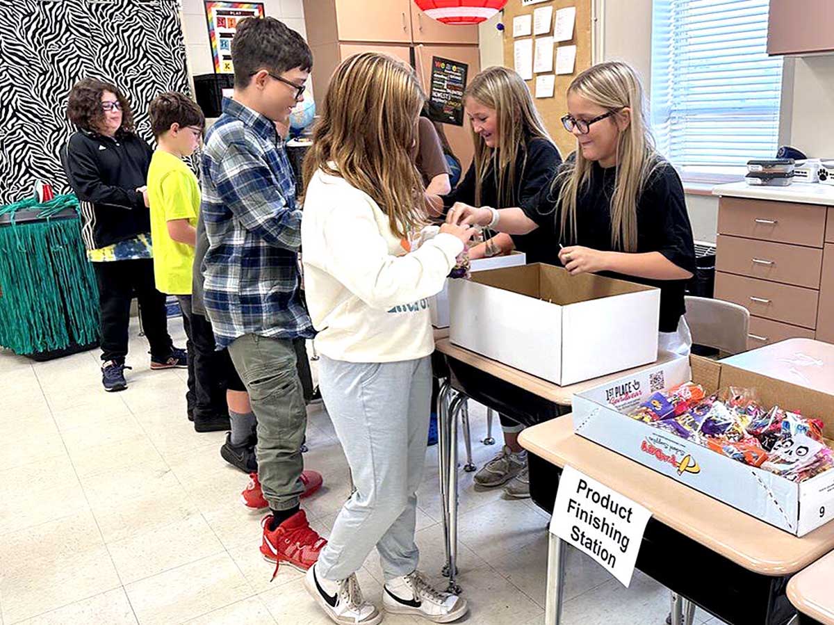 Students create candy assembly line at WES | The Cullman Times