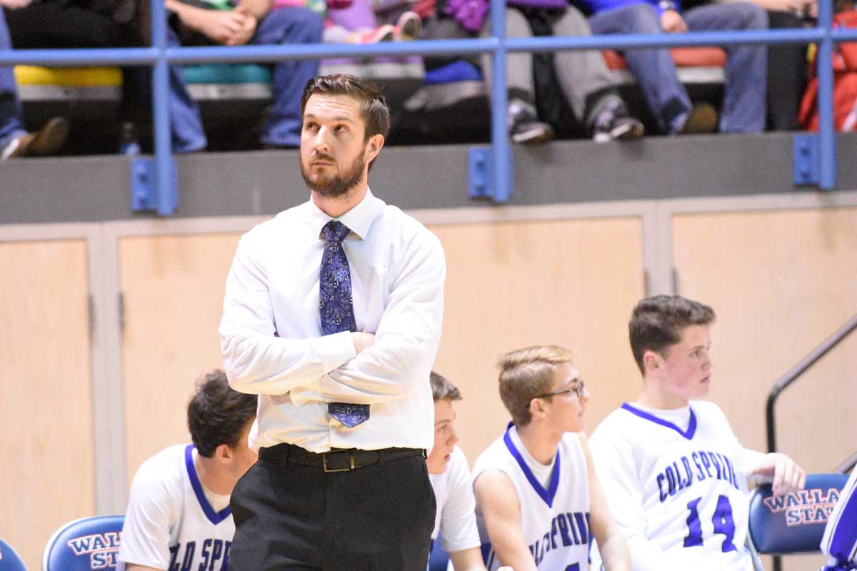 PREP BASKETBALL: McKinnon to take over Cold Springs varsity boys ...