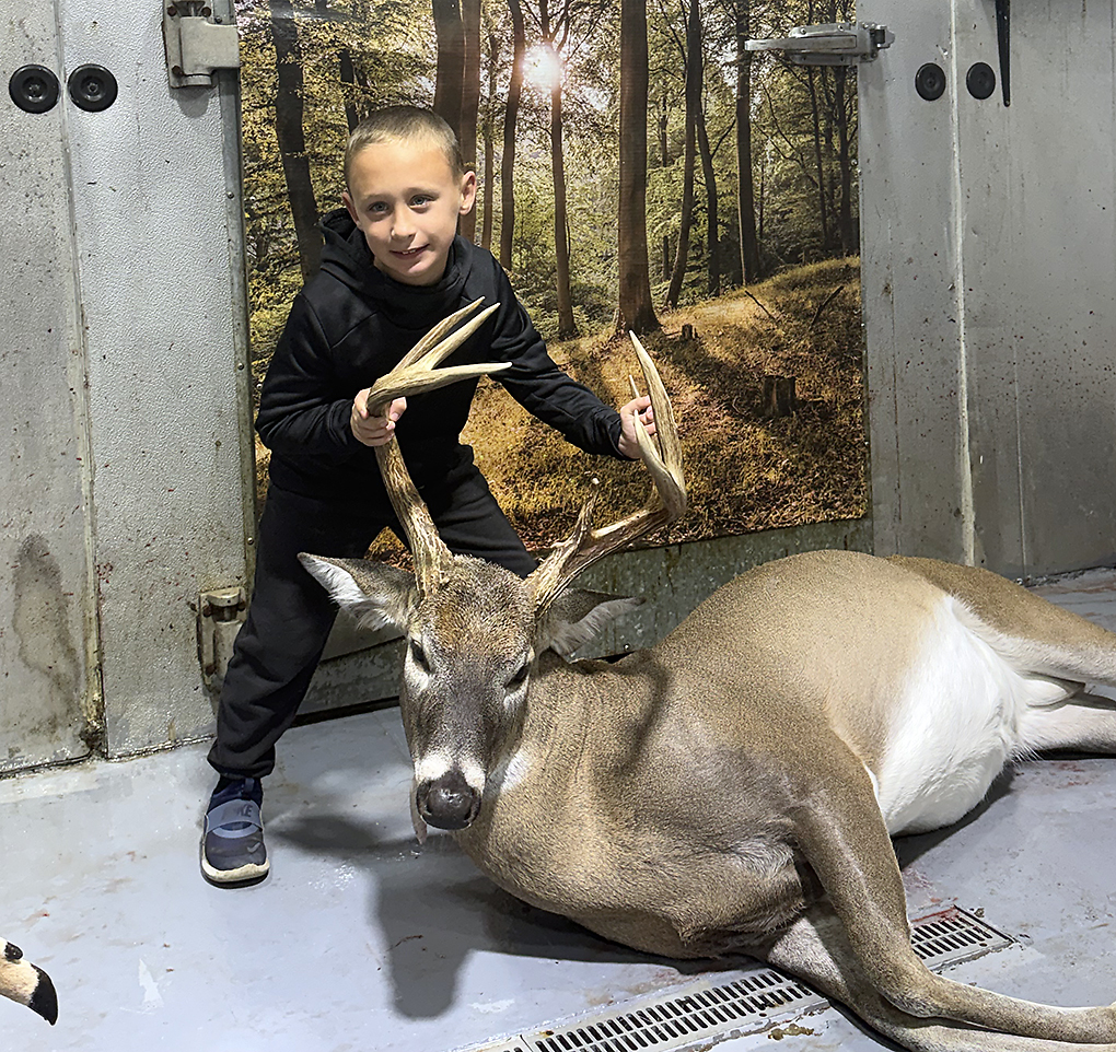 8-year-old Good Hope hunter harvests 271 pound, 11 point buck | The ...